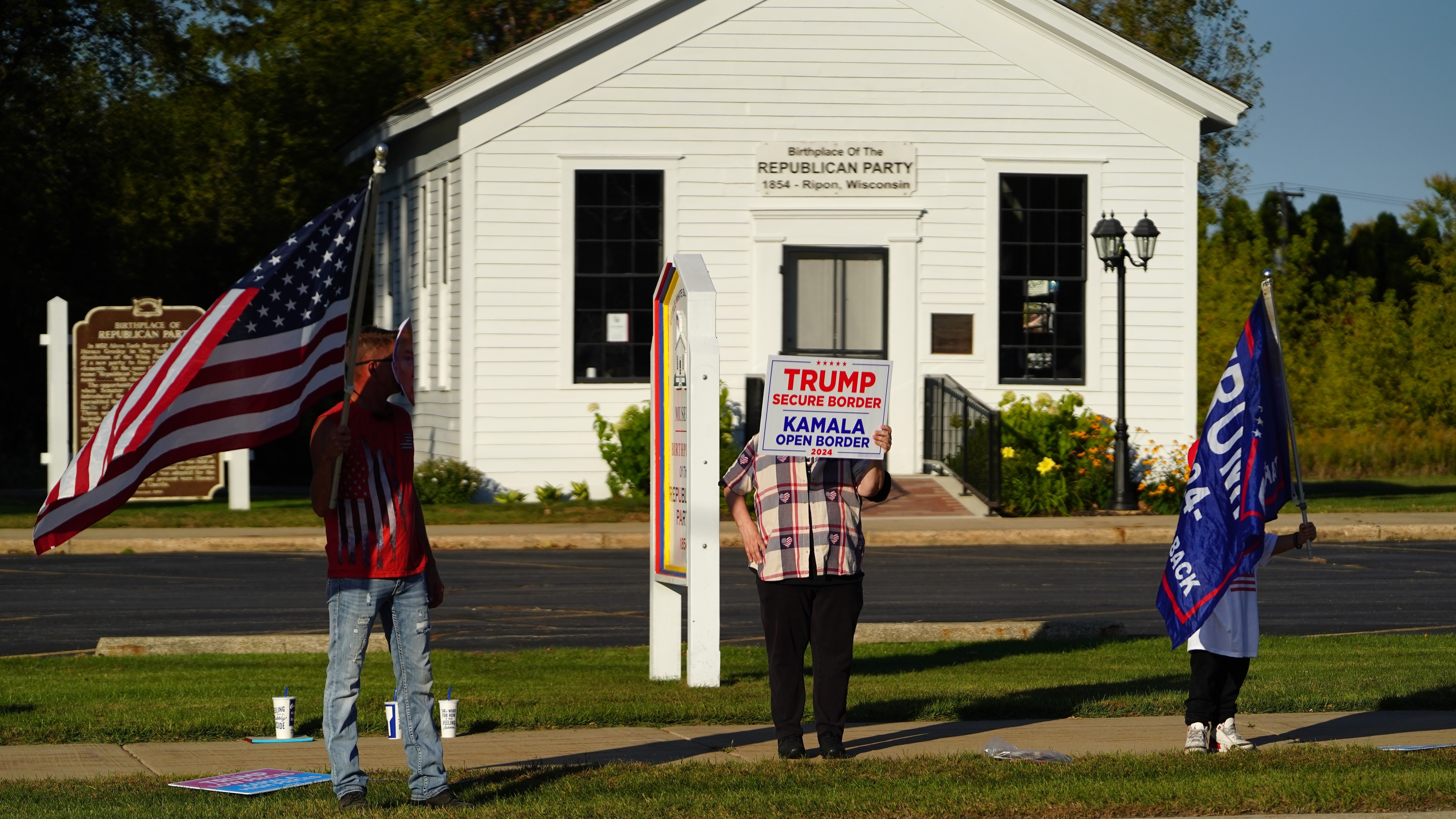 Immigration in the 2024 US presidential election campaign: policy ...